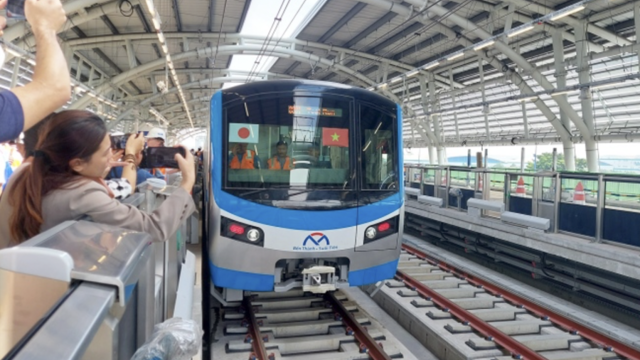 HCMC’s first metro line undergoes test run - Nhịp sống kinh tế Việt Nam ...
