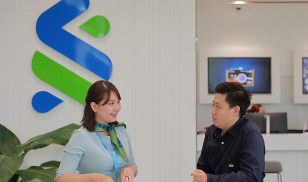 Standard Chartered named Best Foreign Bank in Vietnam and Best Digital ...
