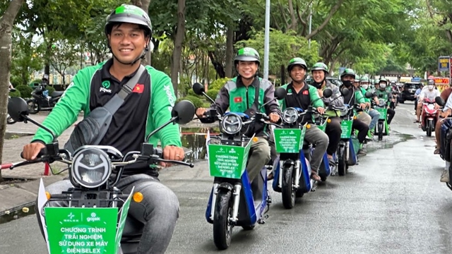 Gojek "bắt tay" Selex Motors vận chuyển, giao đồ ăn bằng xe máy điện - Nhịp sống kinh tế Việt ...