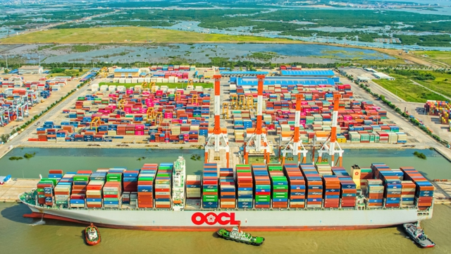 Cai Mep Port Gets Green Light for 'Super' Container Ships - Vietnam ...
