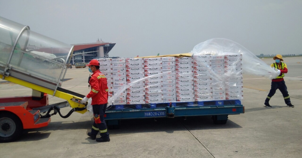 Vietjet & Swift247 vận chuyển vải thiều tới thị trường trong nước và ...