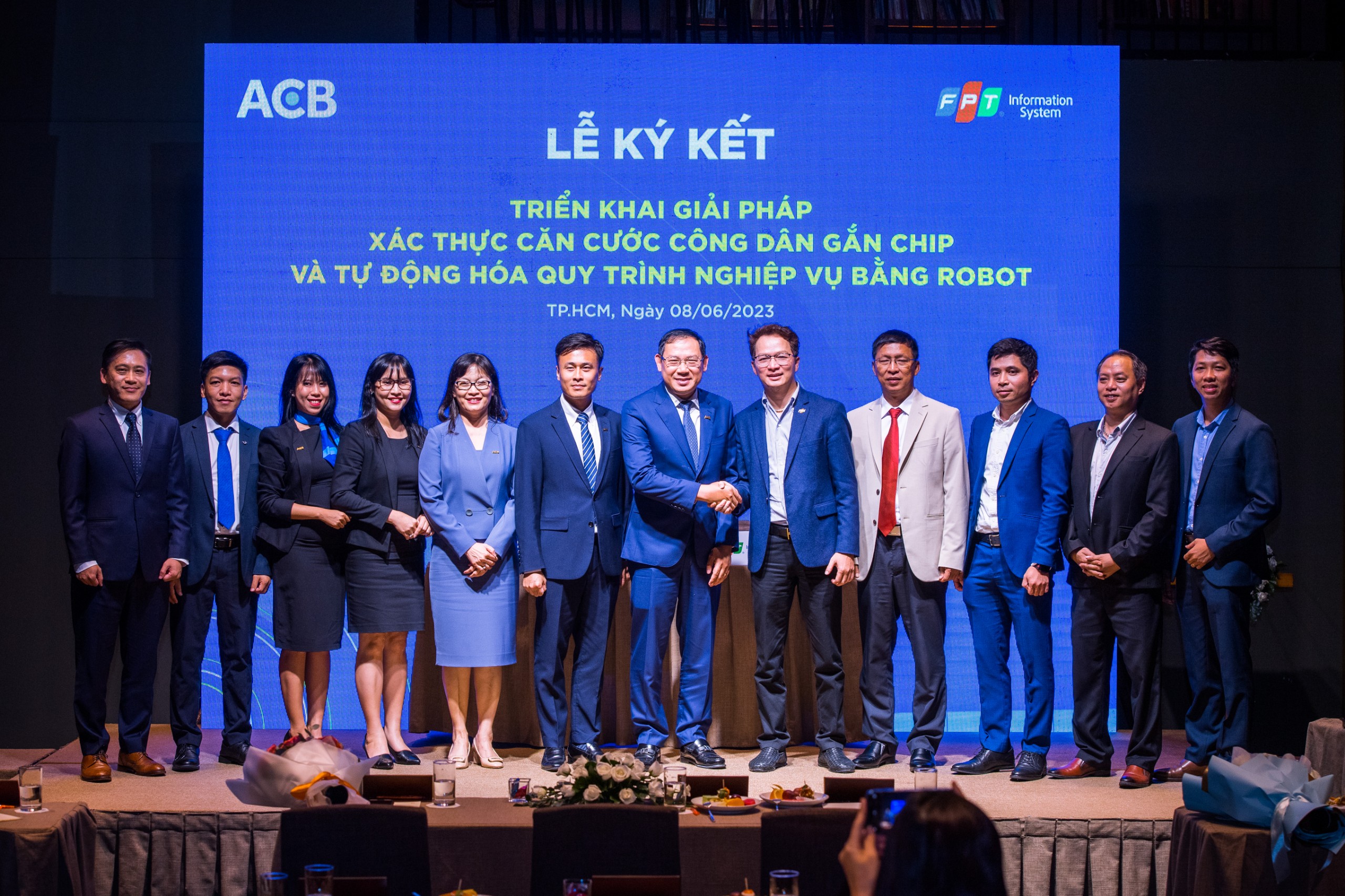 ACB hợp tác cùng FPT IS triển khai xác thực căn cước công dân gắn chip ...