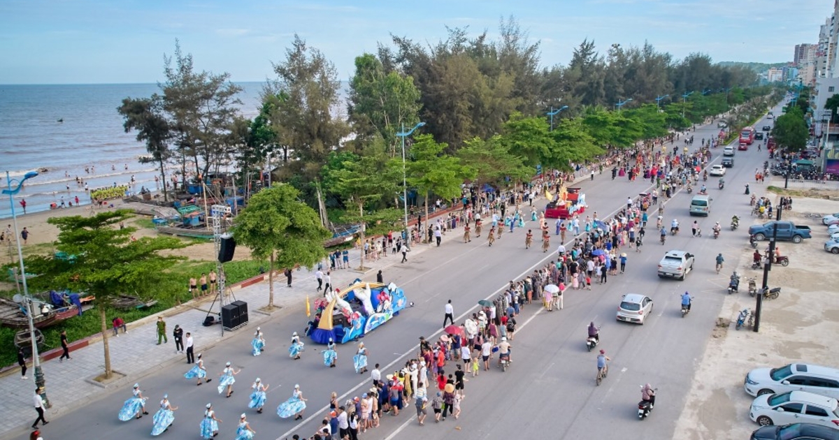 Chưa đến hè, Sầm Sơn đã đón gần 1 triệu du khách - VnEconomy