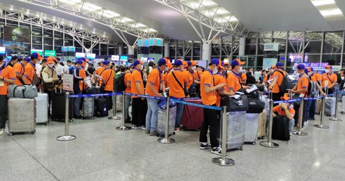 Vietnam exceeds 2024 target for overseas workers - VnEconomy