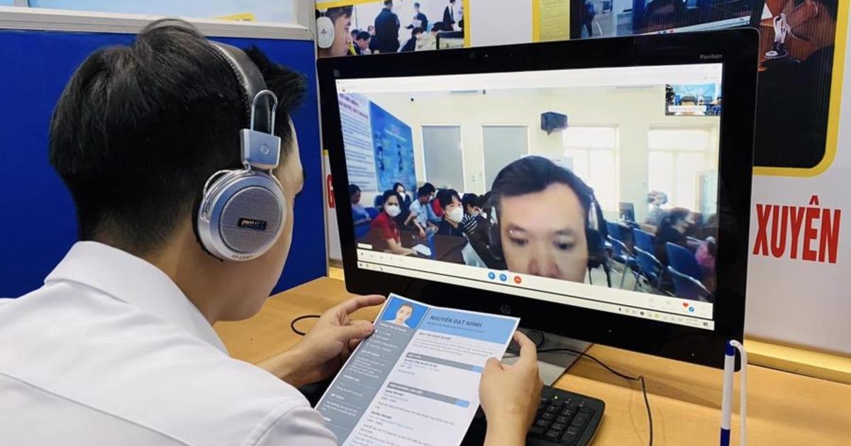 Hanoi's 2025 employment landscape: a surge in IT, renewable rnergy, and ...