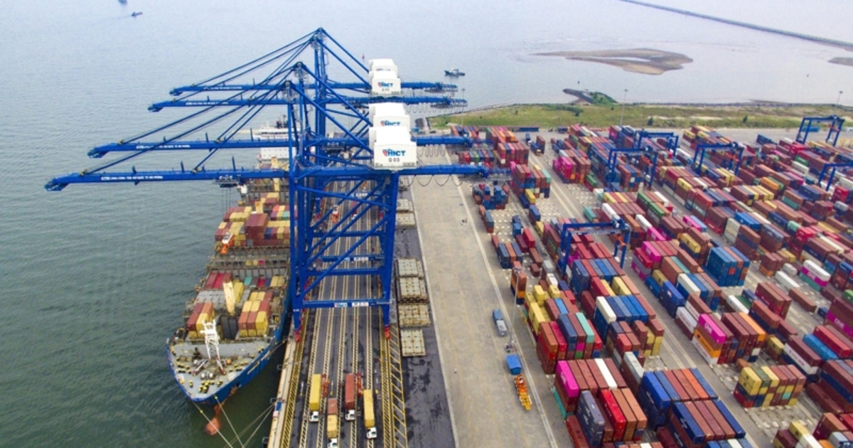PM approves construction of four more container terminals in Hai Phong ...