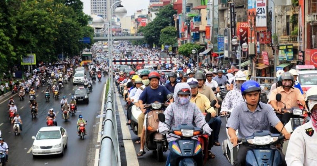 Fossil-fuel motorbikes will be banned in Hanoi’s inner city from July ...